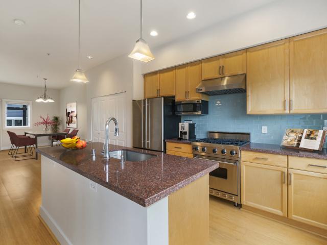 2 BR, 2.5 BA Apartment 8296 160th Ave NE Unit 115, Redmond, WA 98052