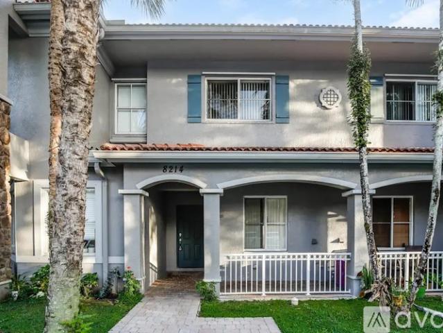 2 BR, 2.5 BA Apartment 8215 SW 29th St Unit 104, Miramar, FL 33025