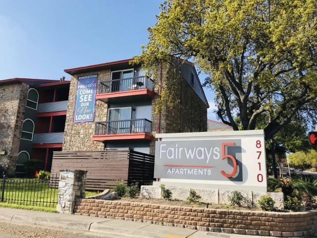 2 BR, 2.5 BA Apartment 8710 Data Point Dr Unit 6002, San Antonio, TX 78229