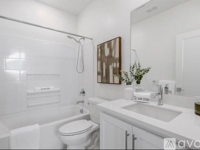 2 BR, 2.5 BA Apartment 9343 Ocean Park Way, Newark, CA 94560