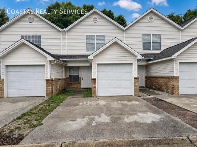 2 BR, 2.5 BA Apartment 954 Scenic Oak Ln, Fort Walton Beach, FL 32547