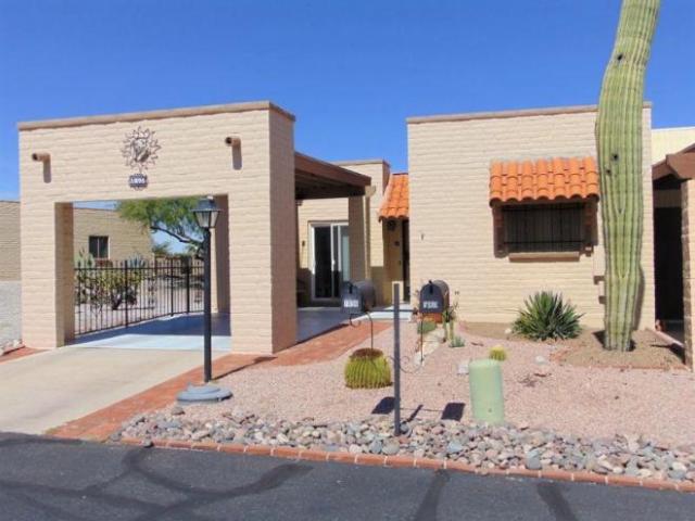 2 Br, 2 bath, Townhouse 1098 W Camino Sagasta