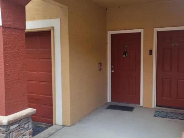 2 Br, 2 bath, Townhouse 2139 Chianti Pl