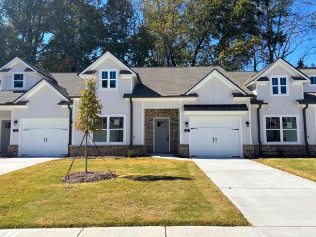 2 Br, 2 bath, Townhouse 66 Village Ct