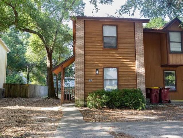 2 Br, 2 bath, Townhouse/Brownstone/RowHouse 107 Hampton Dr