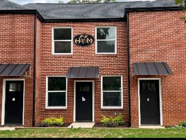 2 Br, 2 bath, Townhouse/Brownstone/RowHouse 108 E Catawba St