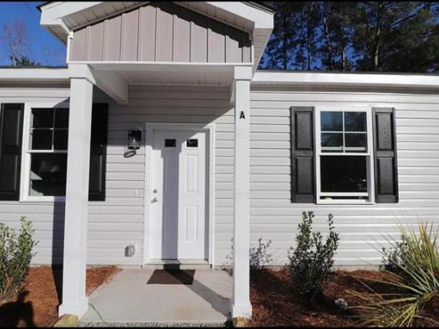 2 Br, 2 bath, Townhouse/Brownstone/RowHouse 1015 Durham Ave