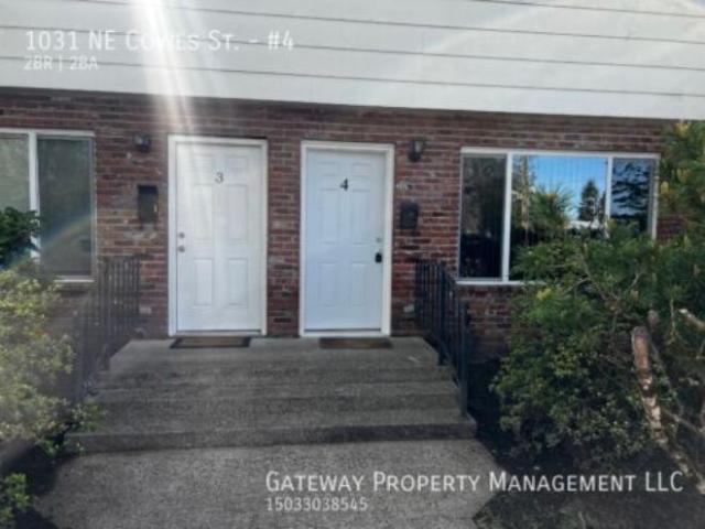 2 Br, 2 bath, Townhouse/Brownstone/RowHouse 1031 NE Cowls St