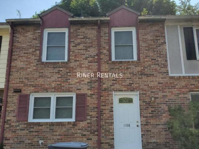 2 Br, 2 bath, Townhouse/Brownstone/RowHouse 1108 Mount View Drive