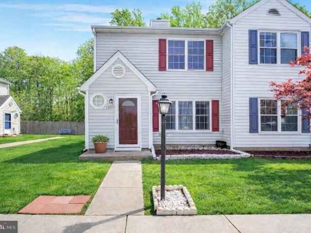 2 Br, 2 bath, Townhouse/Brownstone/RowHouse 11205 Kensington Pl