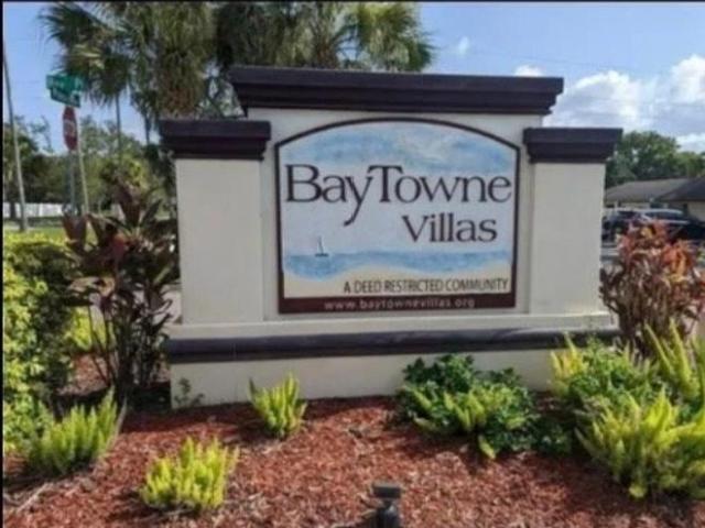 2 Br, 2 bath, Townhouse/Brownstone/RowHouse 1135 Dover Ct