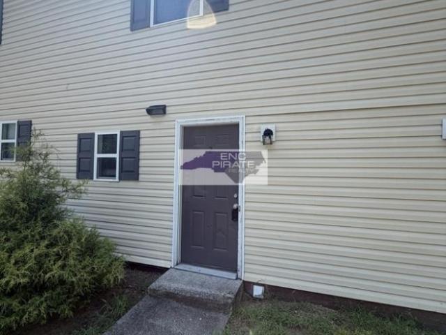 2 Br, 2 bath, Townhouse/Brownstone/RowHouse 113 Ridge Pl