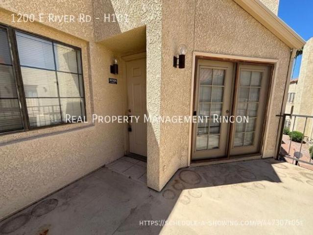 2 Br, 2 bath, Townhouse/Brownstone/RowHouse 1200 E River Rd