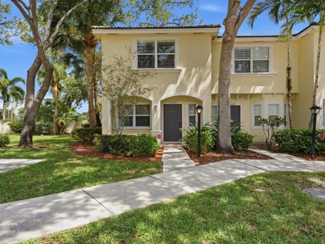2 Br, 2 bath, Townhouse/Brownstone/RowHouse 13490 Old Englishtown Road