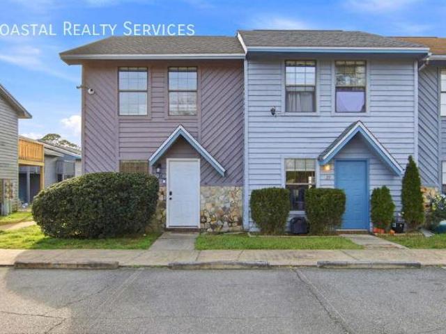 2 Br, 2 bath, Townhouse/Brownstone/RowHouse 1325 Greendale Ave