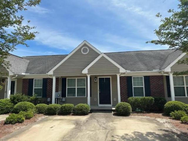 2 Br, 2 bath, Townhouse/Brownstone/RowHouse 1411 Anna Way