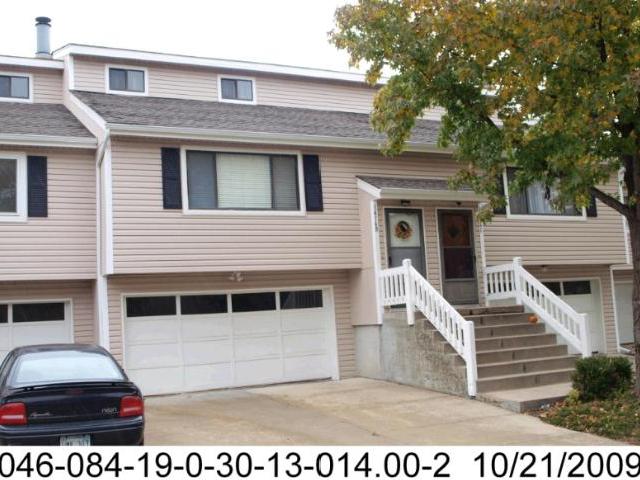 2 Br, 2 bath, Townhouse/Brownstone/RowHouse 1414 E Mart way Cir