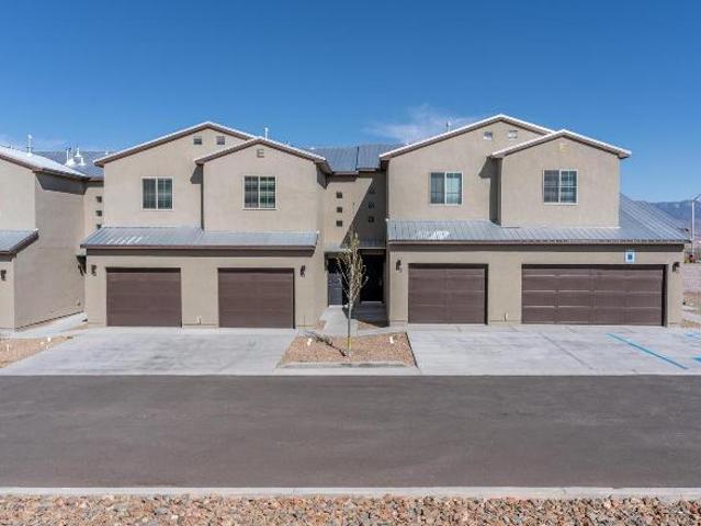 2 Br, 2 bath, Townhouse/Brownstone/RowHouse 1517 Meadowlark Ln SE