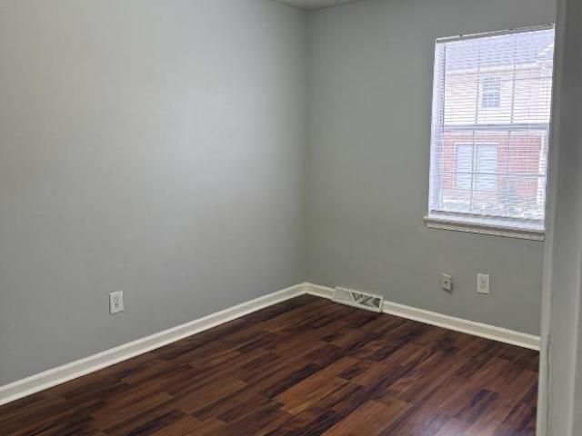 2 Br, 2 bath, Townhouse/Brownstone/RowHouse 15 Ferguson Dr