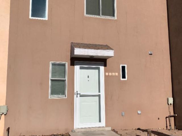 2 Br, 2 bath, Townhouse/Brownstone/RowHouse 1662 Calle De Oriente Norte
