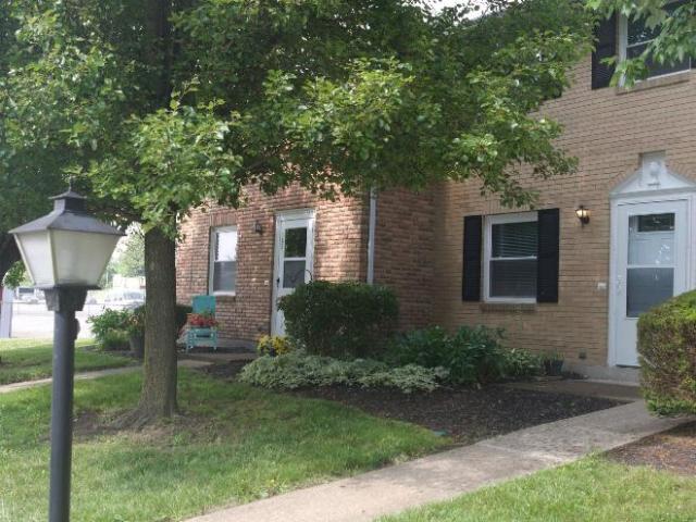 2 Br, 2 bath, Townhouse/Brownstone/RowHouse 1623 Williamsburg Lane North
