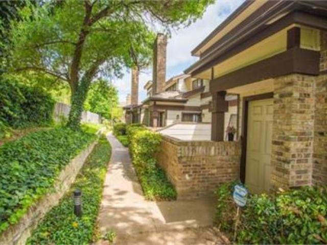 2 Br, 2 bath, Townhouse/Brownstone/RowHouse 1748 Ohlen Road