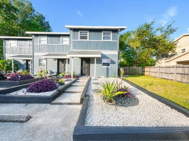 2 Br, 2 bath, Townhouse/Brownstone/RowHouse 1713 Azalea Ct