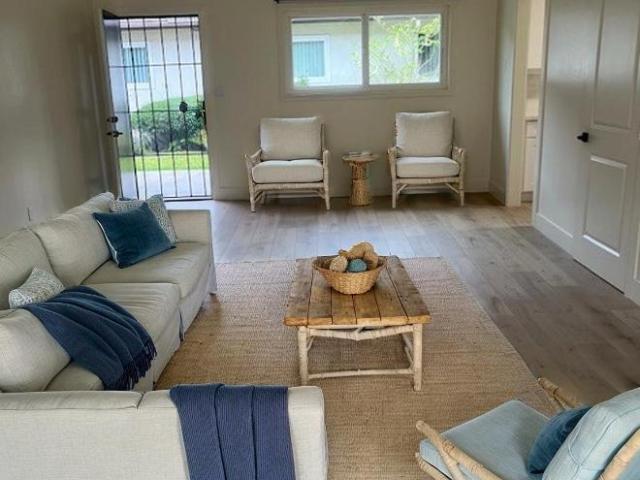 2 Br, 2 bath, Townhouse/Brownstone/RowHouse 18881 Mora Kai