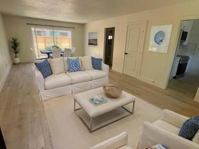 2 Br, 2 bath, Townhouse/Brownstone/RowHouse 18881 Mora Kai Ln