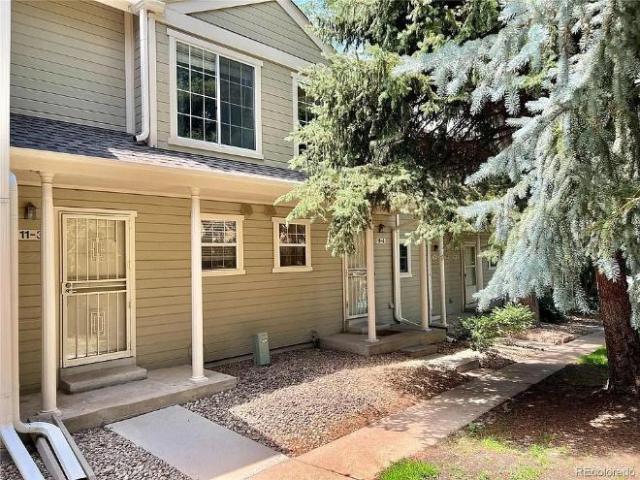 2 Br, 2 bath, Townhouse/Brownstone/RowHouse 1818 S Quebec Way