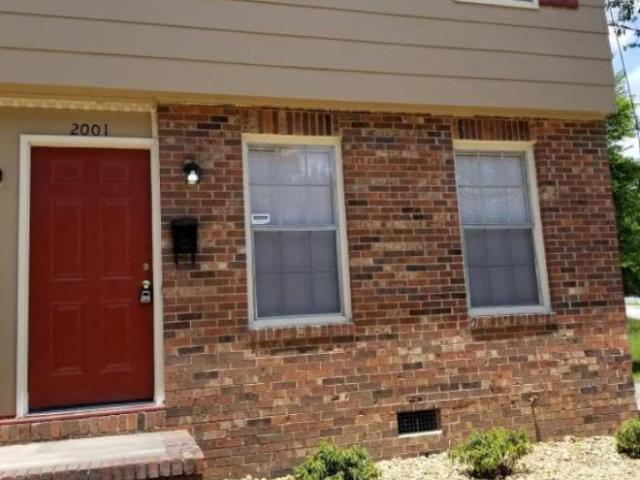 2 Br, 2 bath, Townhouse/Brownstone/RowHouse 2001 Lee Street