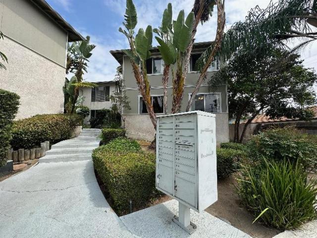2 Br, 2 bath, Townhouse/Brownstone/RowHouse 2002 Missouri Street 1