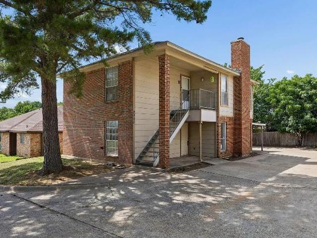 2 Br, 2 bath, Townhouse/Brownstone/RowHouse 2005 Minnie Dr