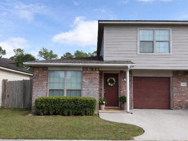 2 Br, 2 bath, Townhouse/Brownstone/RowHouse 21465 A W Wallis Dr