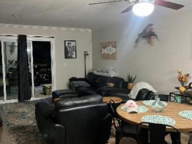 2 Br, 2 bath, Townhouse/Brownstone/RowHouse 214 W Kitty Hawk Rd