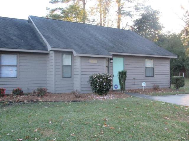 2 Br, 2 bath, Townhouse/Brownstone/RowHouse 218 Wyndham Circle Dr