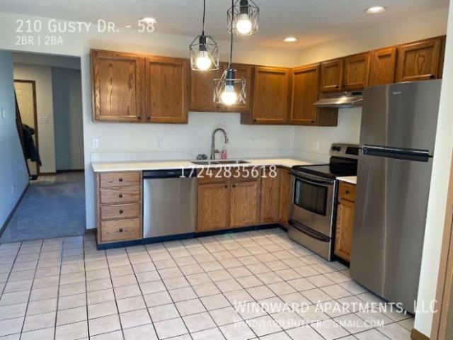 2 Br, 2 bath, Townhouse/Brownstone/RowHouse 210 Gusty Dr