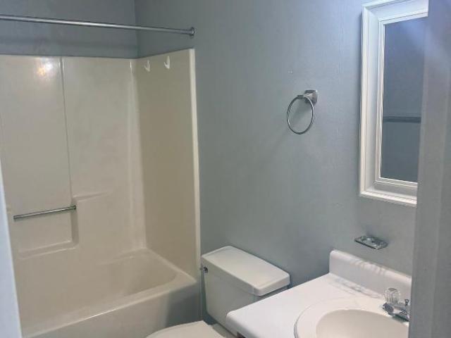 2 Br, 2 bath, Townhouse/Brownstone/RowHouse 22 Fonda Dr
