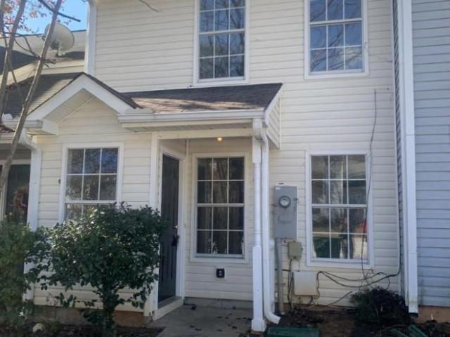 2 Br, 2 bath, Townhouse/Brownstone/RowHouse 2347 Wellington Cir
