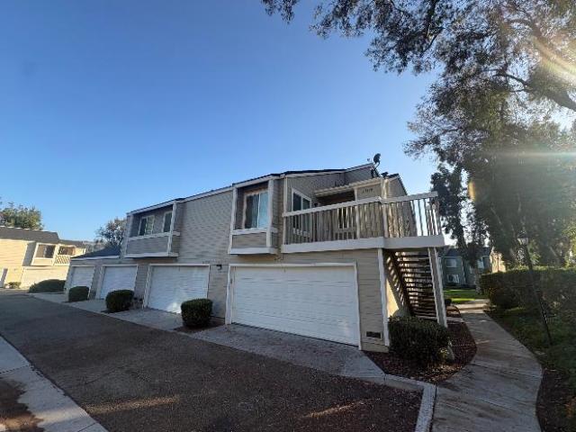 2 Br, 2 bath, Townhouse/Brownstone/RowHouse 23469 Cambridge Rd