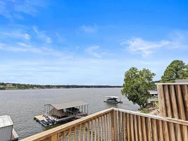 2 Br, 2 bath, Townhouse/Brownstone/RowHouse 241 Anchor Rd