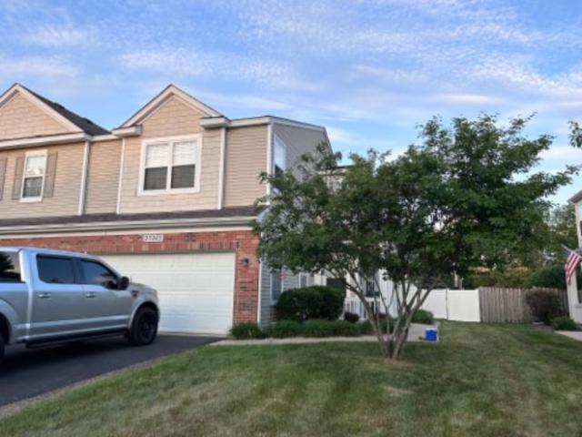 2 Br, 2 bath, Townhouse/Brownstone/RowHouse 25243 Colligan St