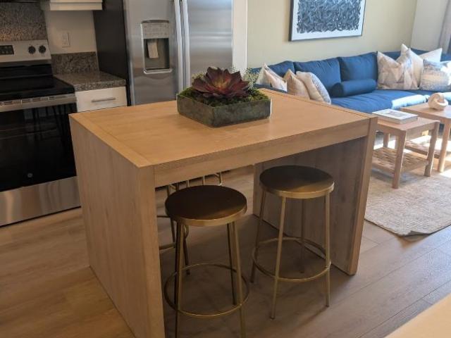 2 Br, 2 bath, Townhouse/Brownstone/RowHouse 26913 Millerton St