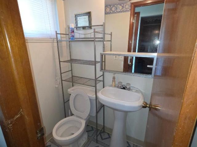 2 Br, 2 bath, Townhouse/Brownstone/RowHouse 27701 Mills Ave