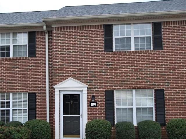 2 Br, 2 bath, Townhouse/Brownstone/RowHouse 2874 Florence Drive