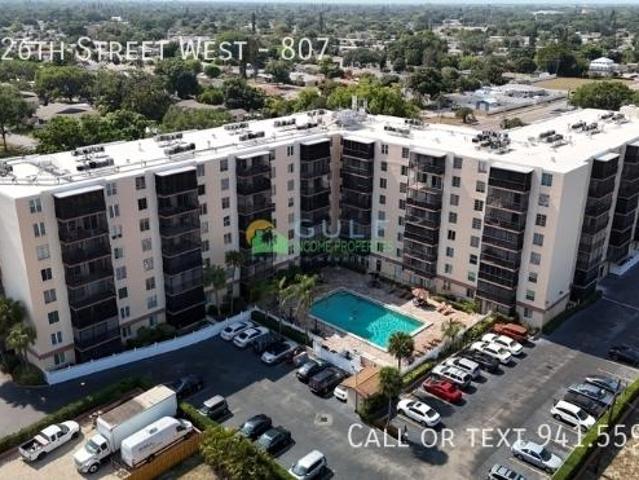 2 Br, 2 bath, Townhouse/Brownstone/RowHouse 2901 26th Street West