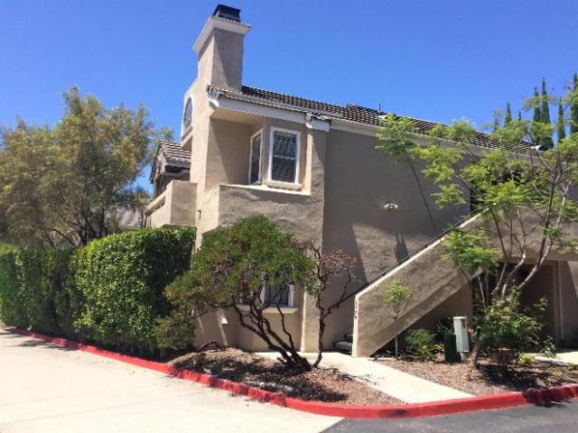2 Br, 2 bath, Townhouse/Brownstone/RowHouse 2920 Luciernaga St