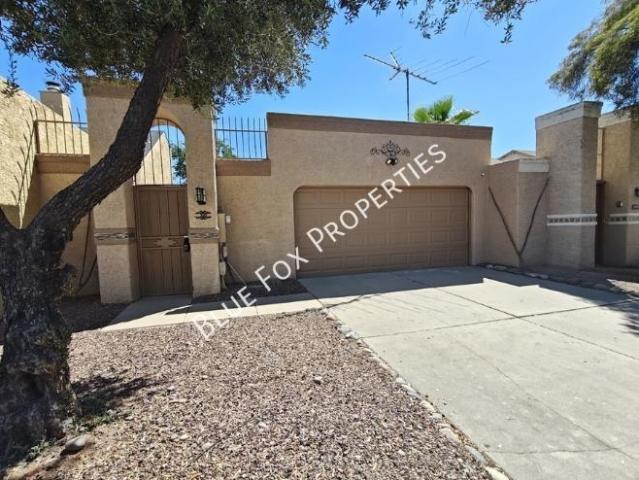 2 Br, 2 bath, Townhouse/Brownstone/RowHouse 3049 W Avenida Destino