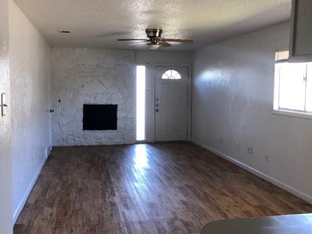2 Br, 2 bath, Townhouse/Brownstone/RowHouse 3024 Lourdes Street