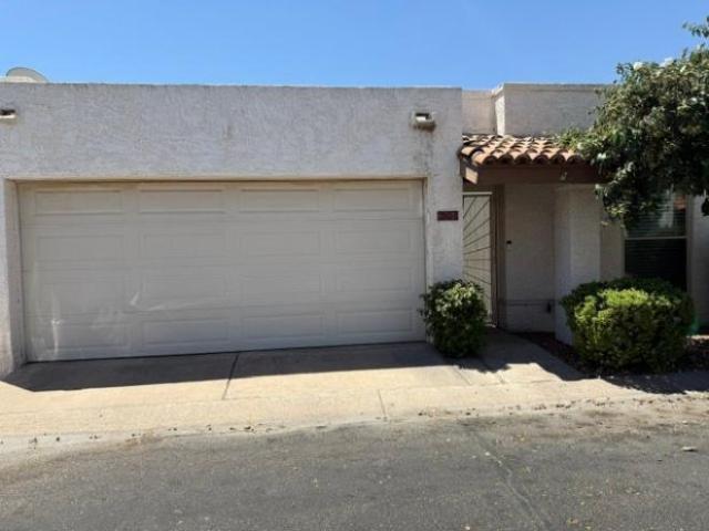 2 Br, 2 bath, Townhouse/Brownstone/RowHouse 3243 N 38th St